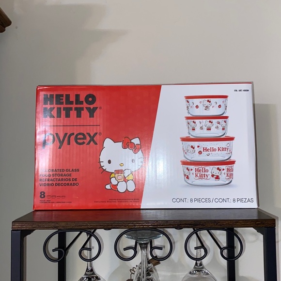 Hello Kitty | Other | Hello Kitty 8 Piece Pyrex | Poshmark